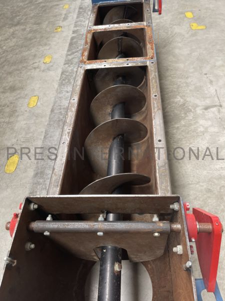 Dosing screw Wynveen DS270