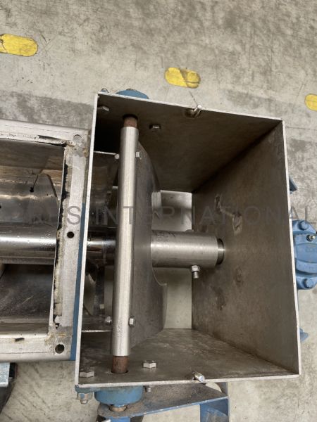 Dosing screw Wynveen DS270